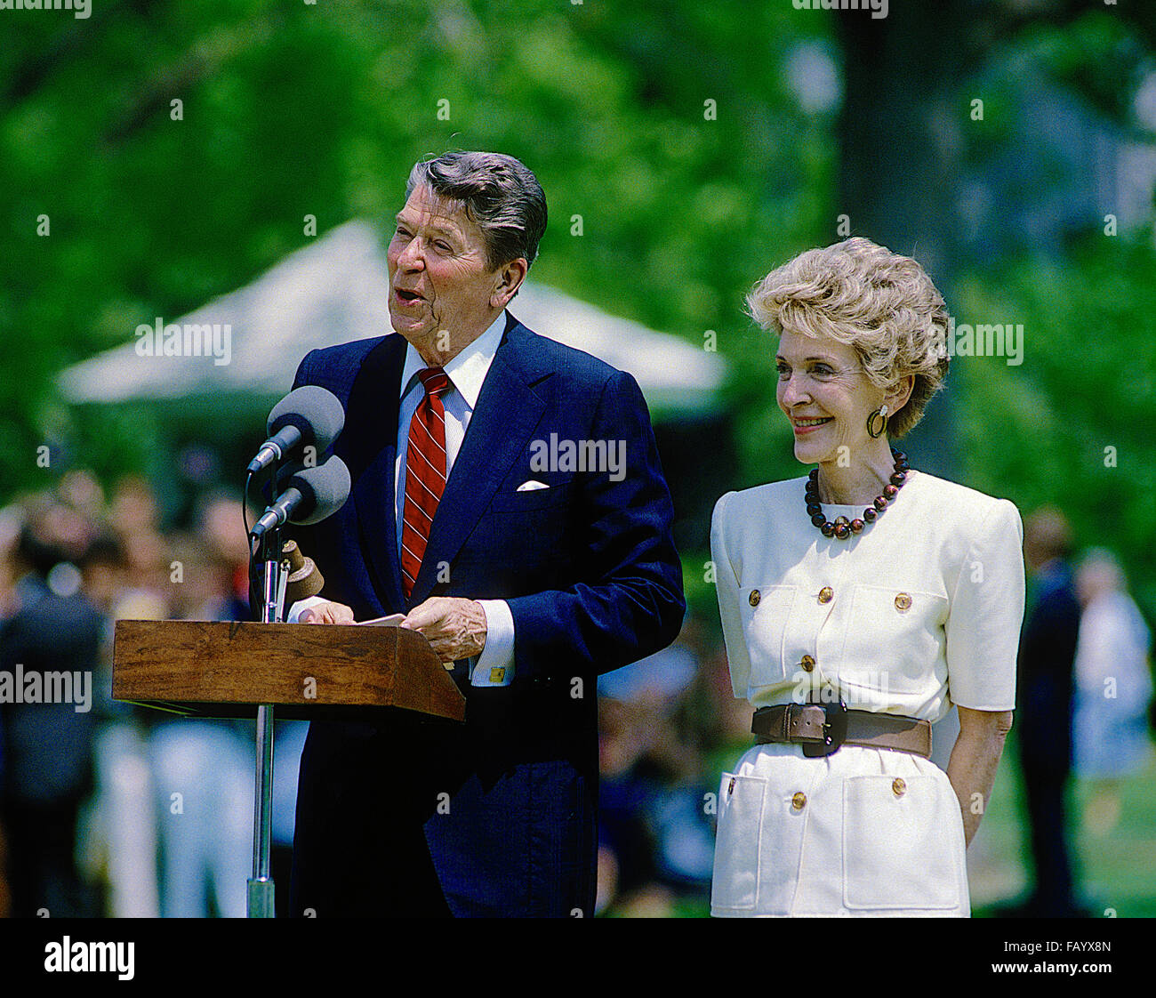 Washington, DC., USA, 1986 President Ronald Reagan and First Lady Nancy ...