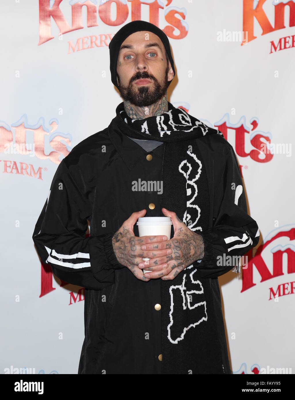 Knott's Merry Farm Countdown to Christmas at Buena Park - Arrivals ...