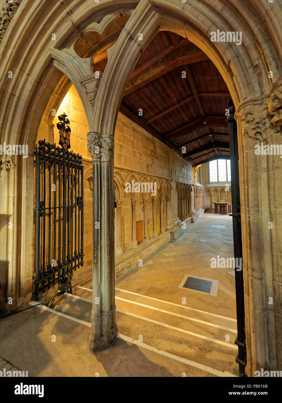 Carved stone archway hi-res stock photography and images - Alamy