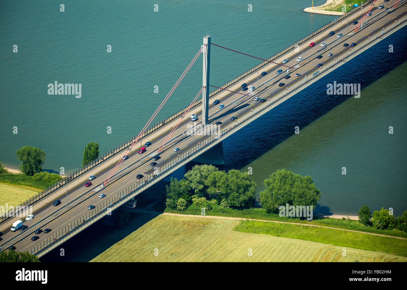 Bridge closed hi-res stock photography and images - Alamy