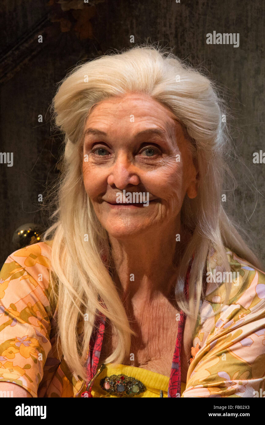 Edith bouvier beale hi-res stock photography and images - Alamy