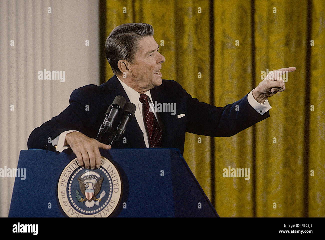 Washington, DC., USA,1984 President Ronald Reagan gestures back at a ...
