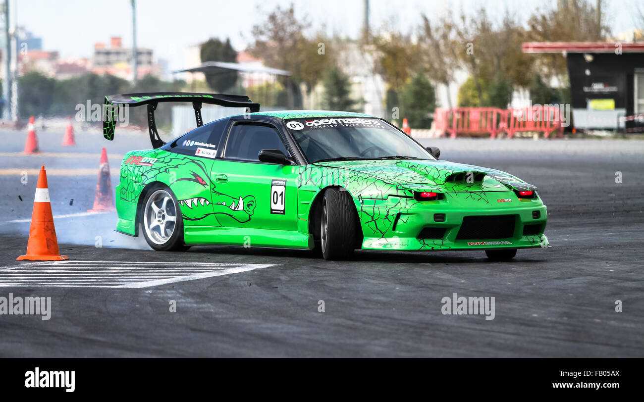 Ali Inal drives Nissan 200sx S13 LS1 of Alias Racing Team in Apex ...