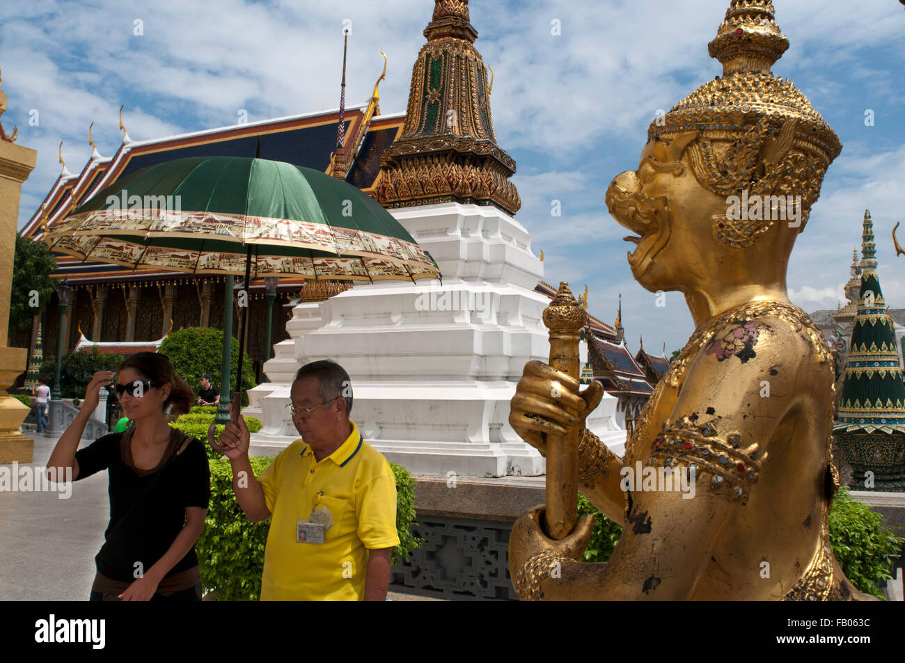 Grand Palace Wat Phra Kaeo Gold Statue Apsonsi Bangkok Thailand. Grand ...