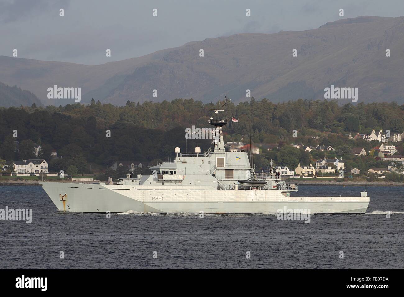 HMS Tyne patrols the upper Firth of Clyde during arrivals for Exercise ...