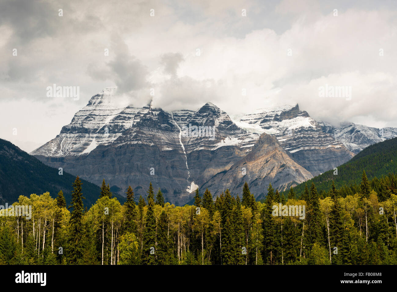 Mount Robson, Mount Robson Provincial Park, British Columbia, Canada ...