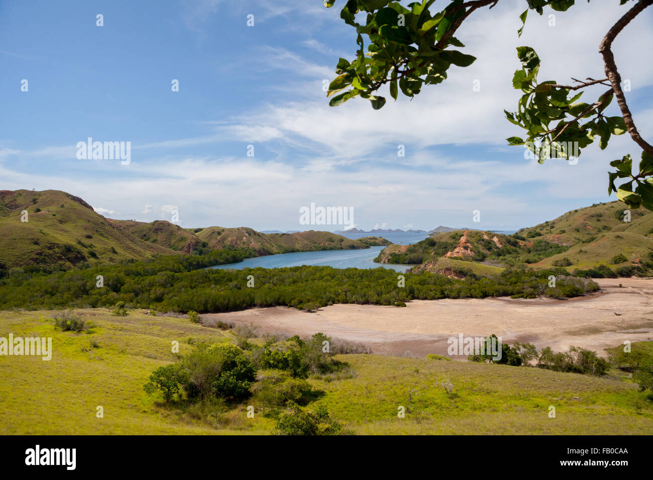 Loh buaya landscape High Resolution Stock Photography and Images - Alamy