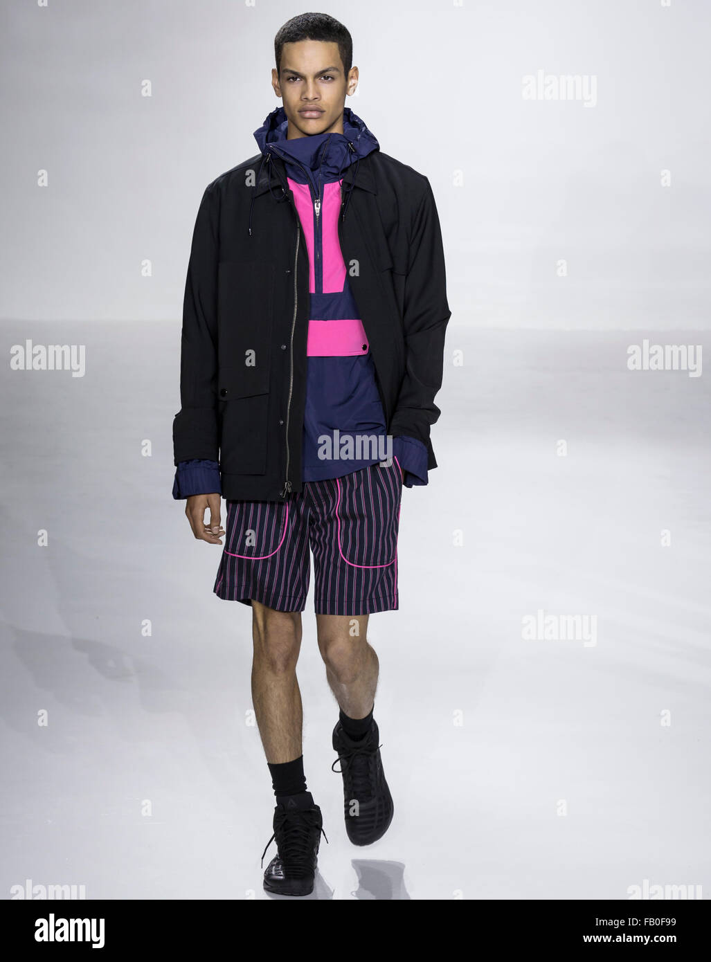 Richard thomas 2016 hi-res stock photography and images - Alamy