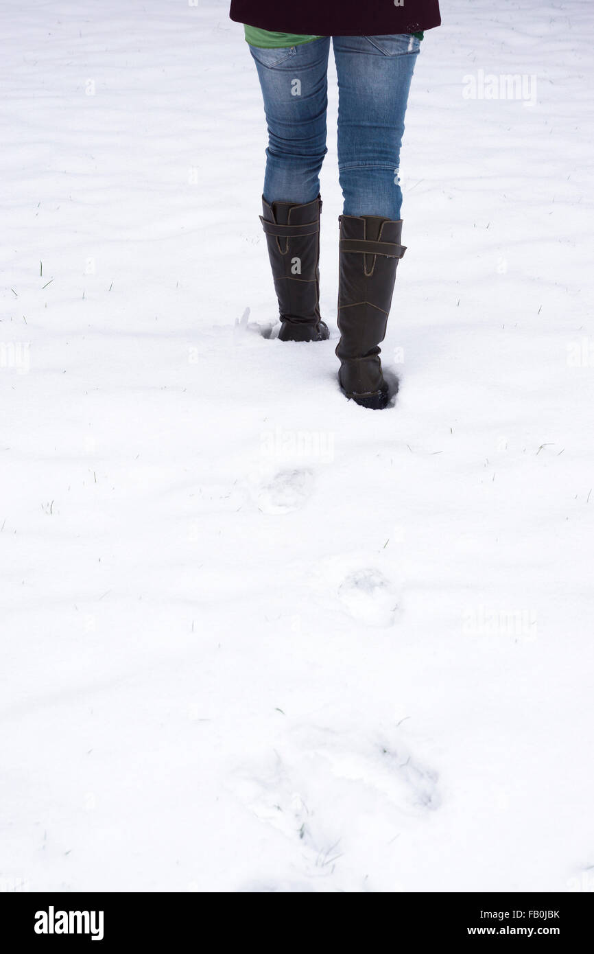 Female legs walk through hi-res stock photography and images - Alamy