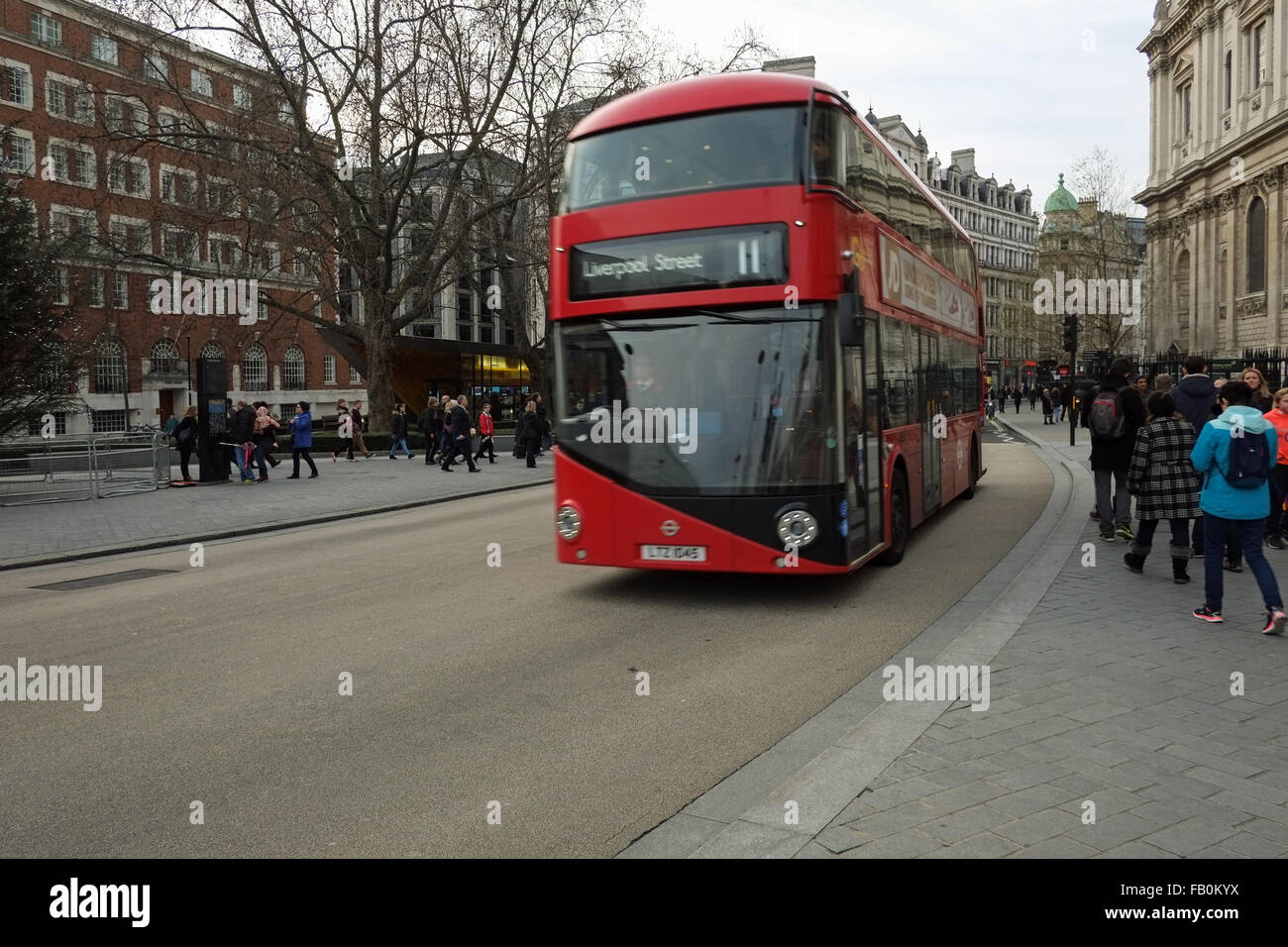 Bus westminster hi-res stock photography and images - Alamy