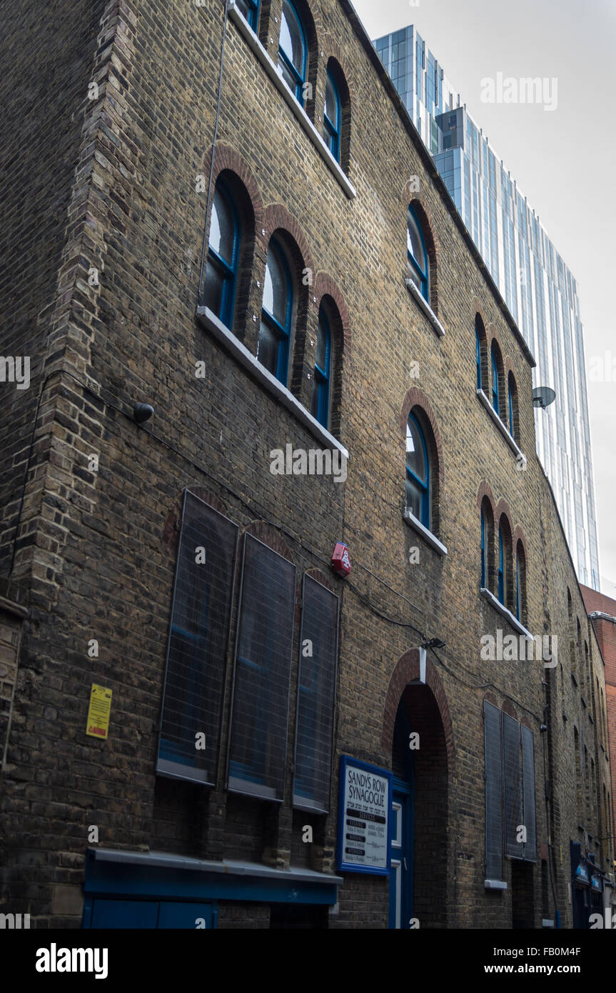 Sandys Row Synagogue, built in 1766 as a Huguenot French Protestant ...