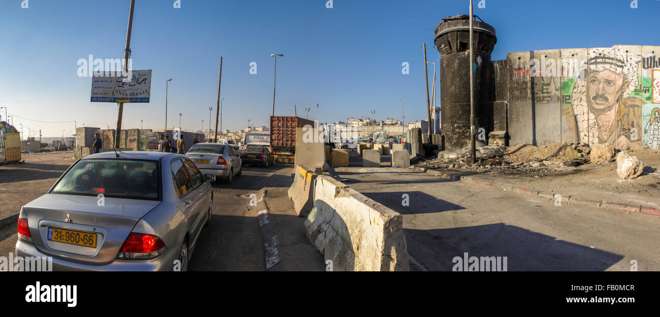Israeli checkpoint hi-res stock photography and images - Alamy
