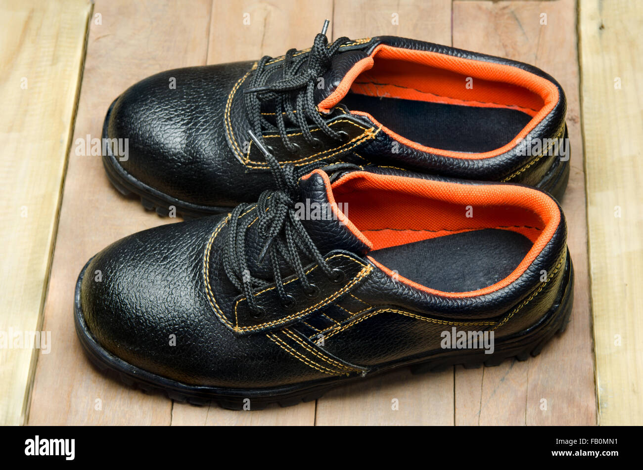 Black Steel Toe Safety of steel cap work boots Stock Photo - Alamy