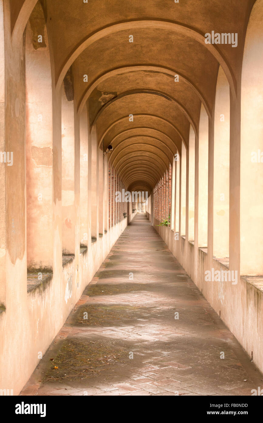 Old walkway hi-res stock photography and images - Alamy