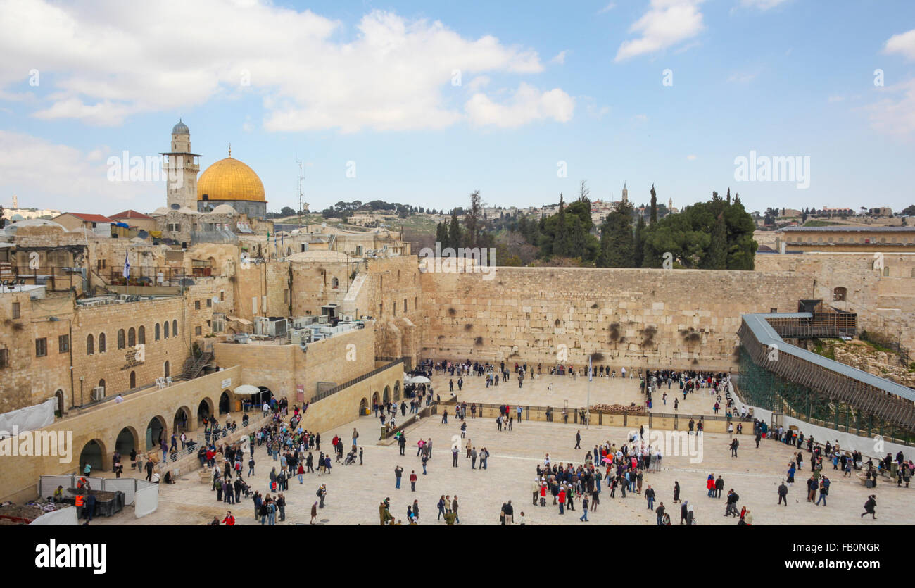 Eastern wall of the temple mount hi-res stock photography and images ...