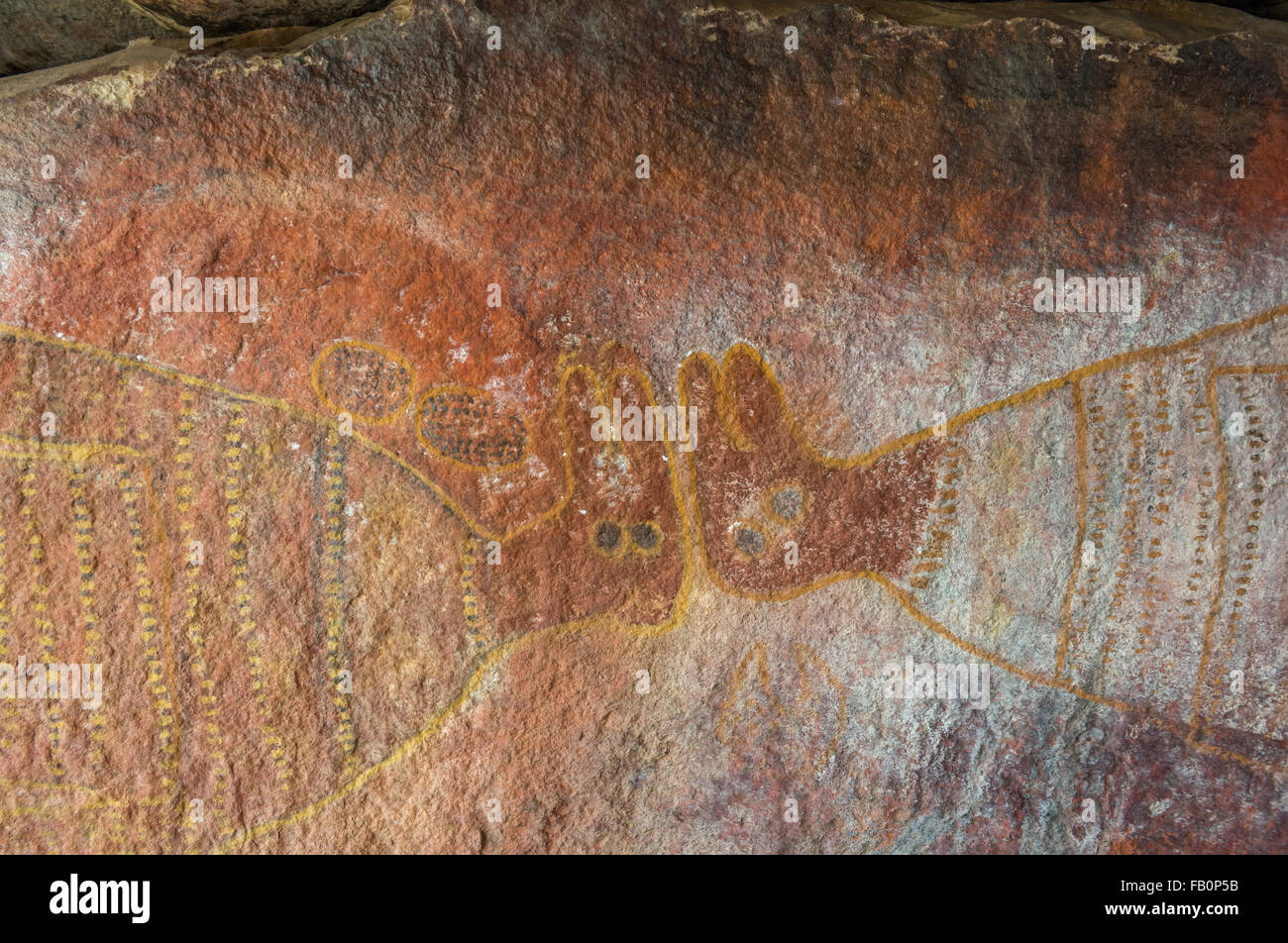 aboriginal rock art western australia Stock Photo - Alamy