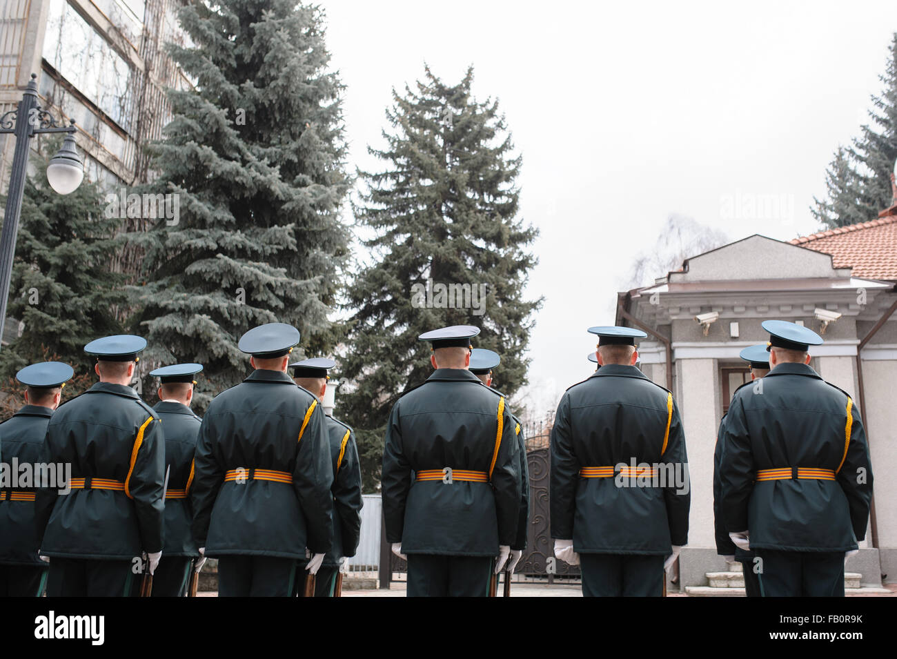 soldiers in dress parade uniform Stock Photo - Alamy