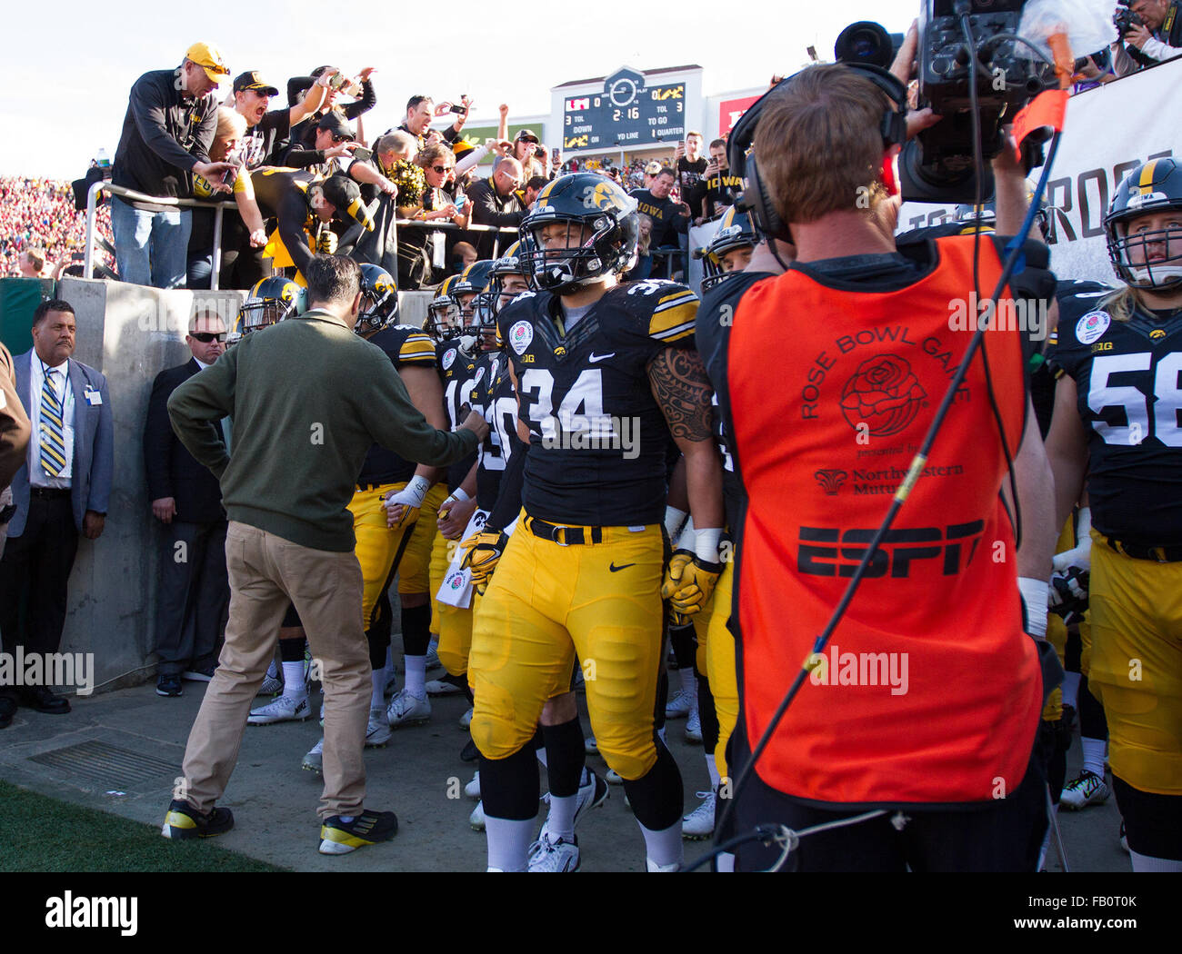 Pasadena, CA. 1st Jan, 2016. Iowa Hawkeyes defensive end (34) Nate ...