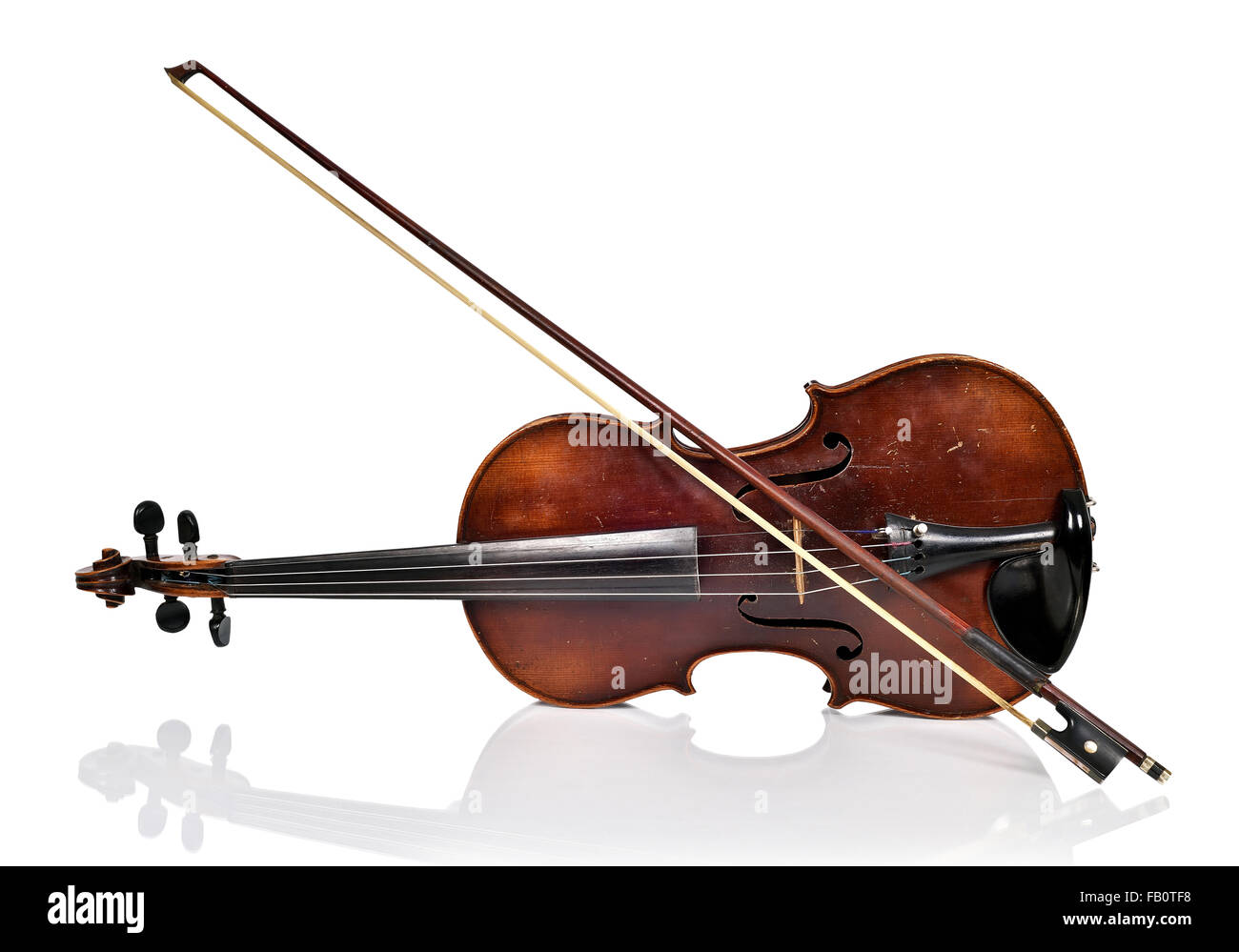 Violin front view isolated on hi-res stock photography and images - Alamy