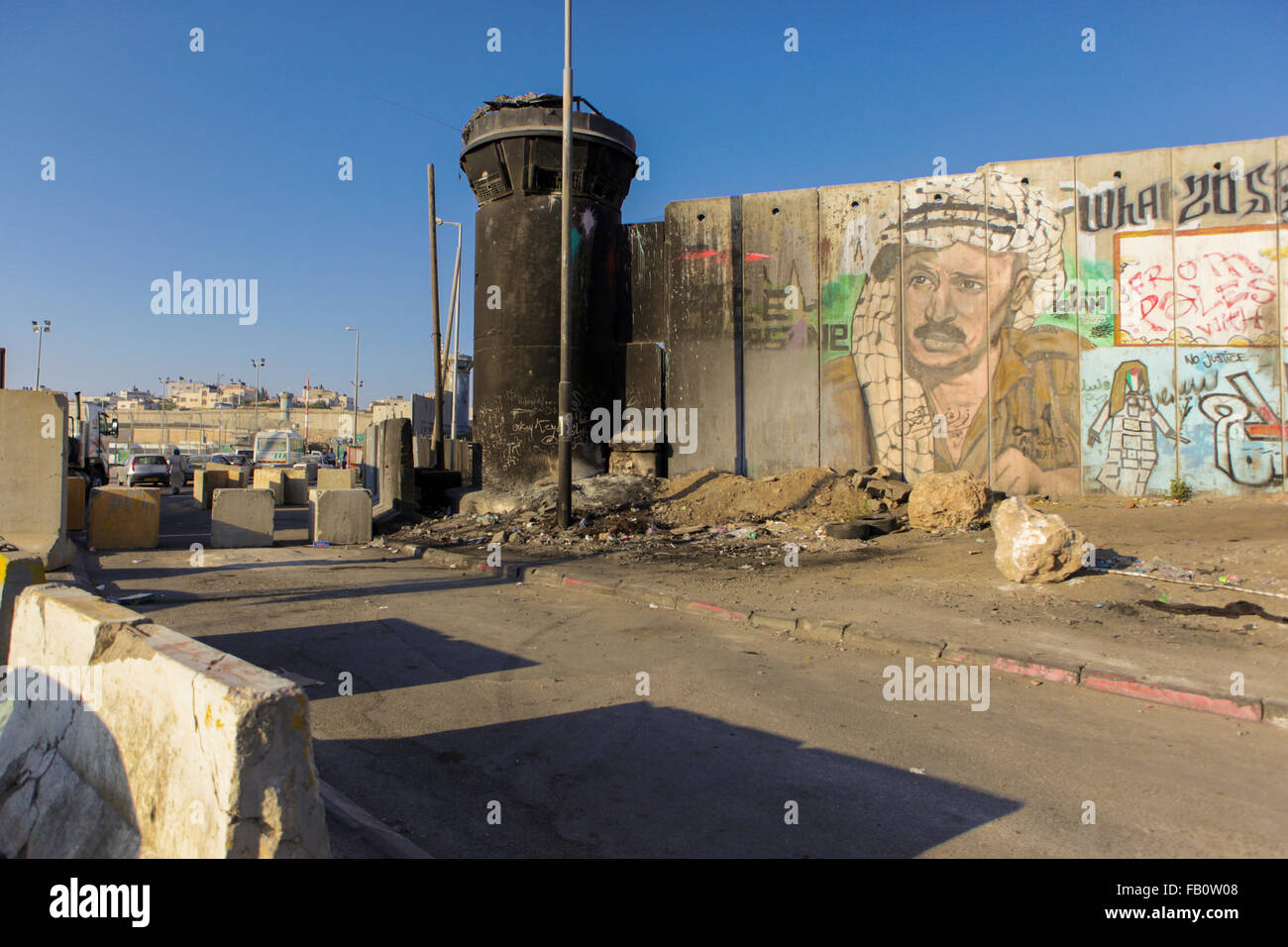 Palestine wall checkpoint hi-res stock photography and images - Alamy