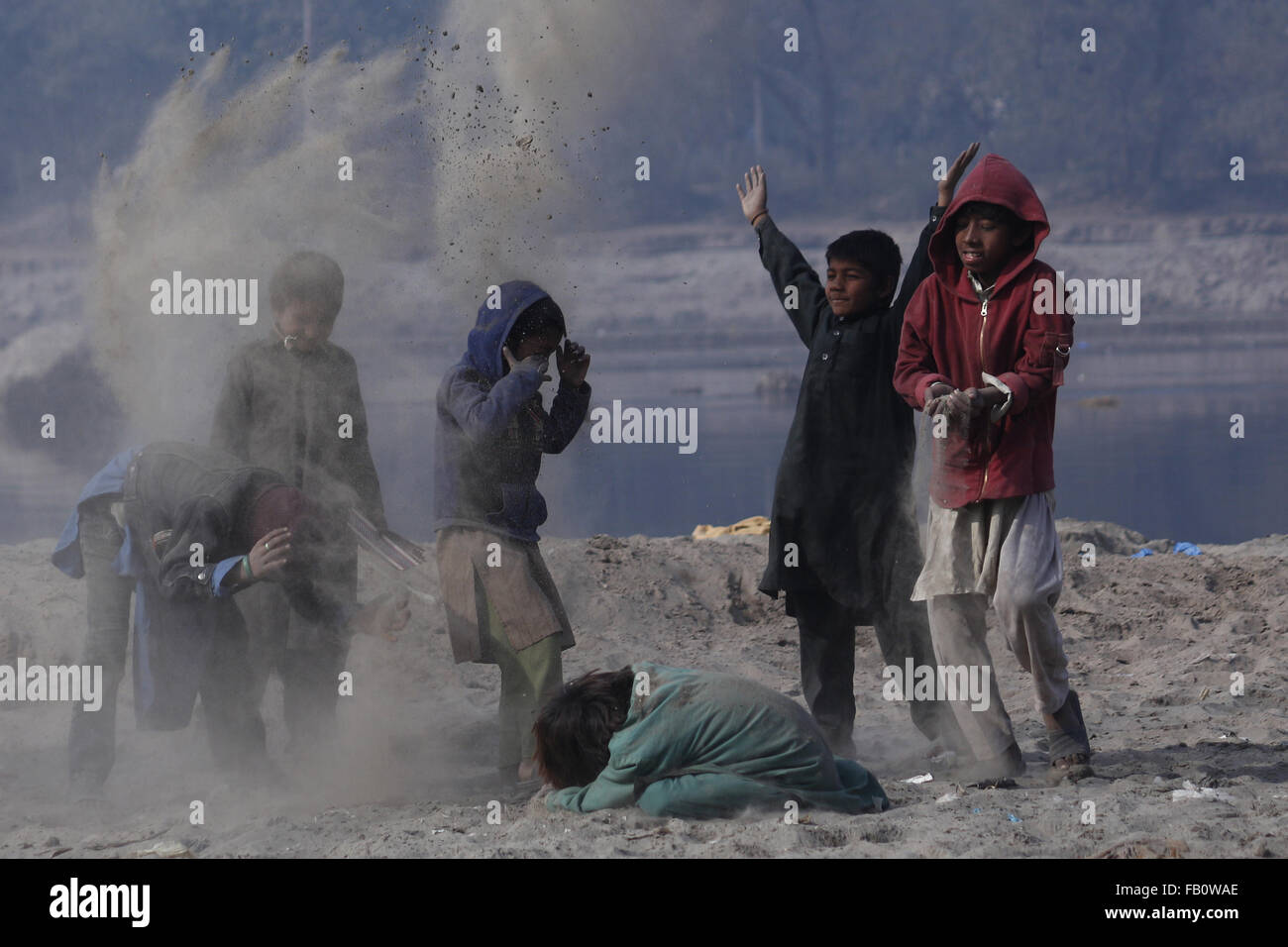 Lahore, Pakistan. 07th Jan, 2016. Pakistani gypsy children playing at ...