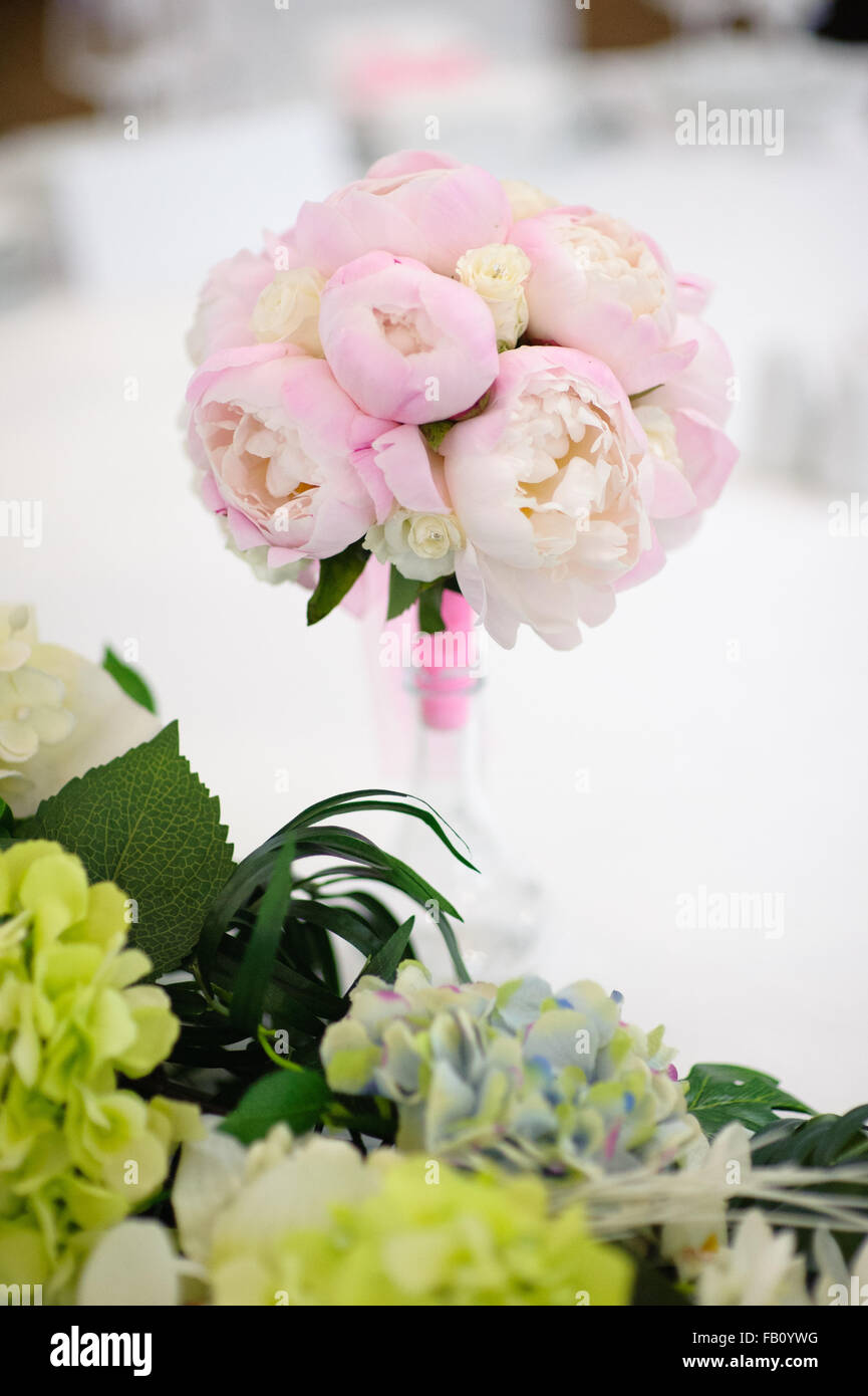 very nice bride's bouquet symbol of love Stock Photo - Alamy