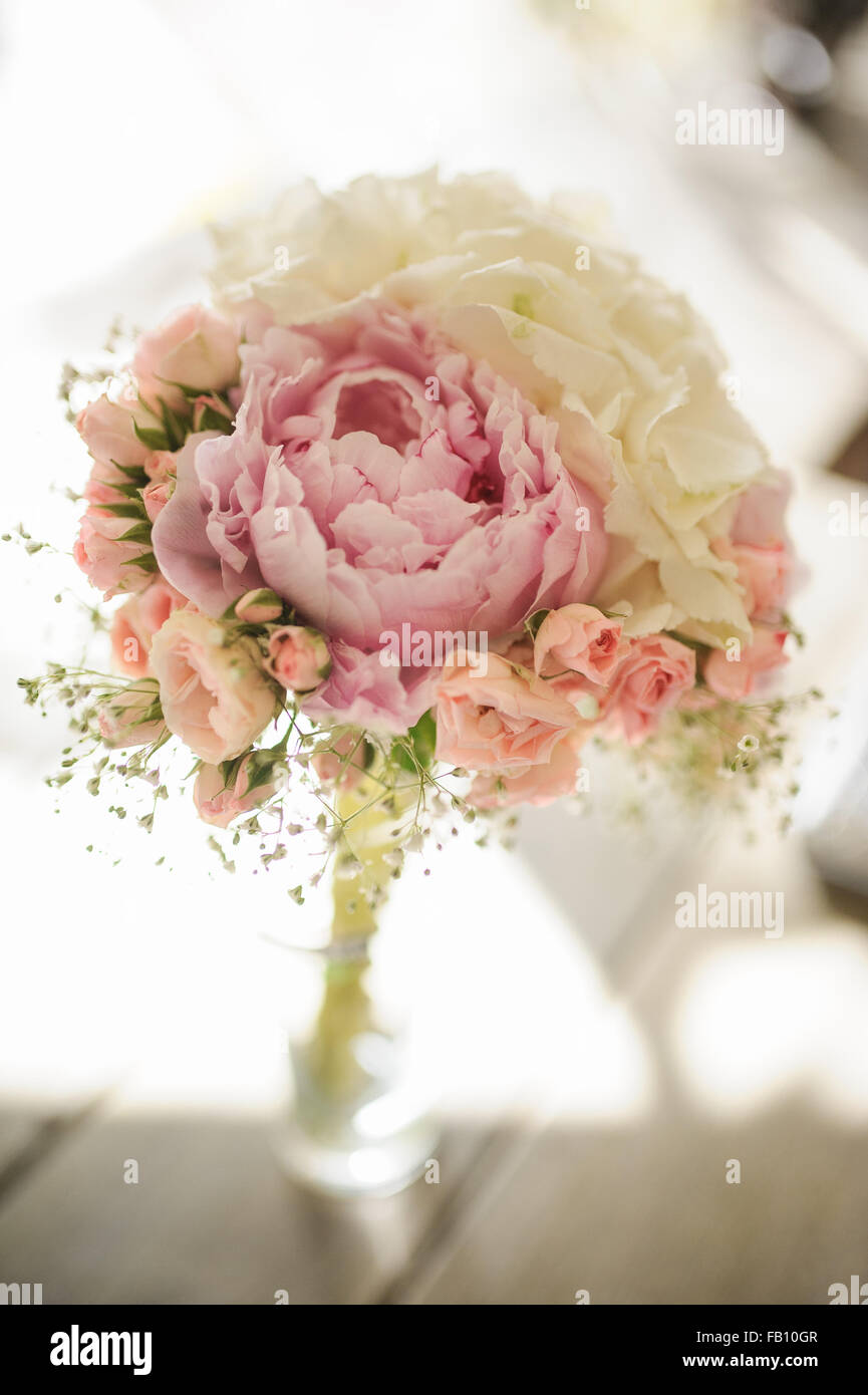 very nice bride's bouquet symbol of love Stock Photo - Alamy
