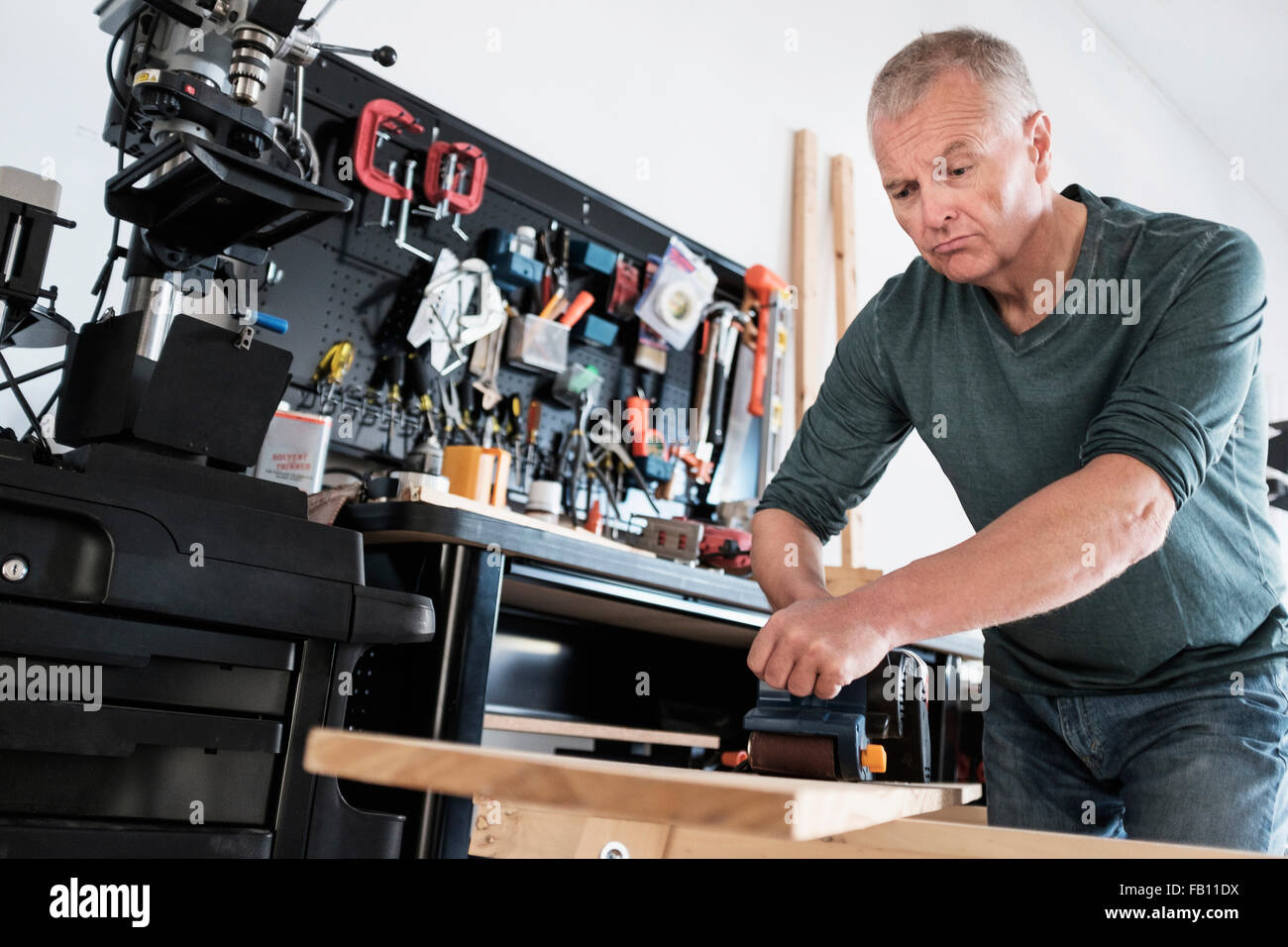 Working with wood hi-res stock photography and images - Alamy