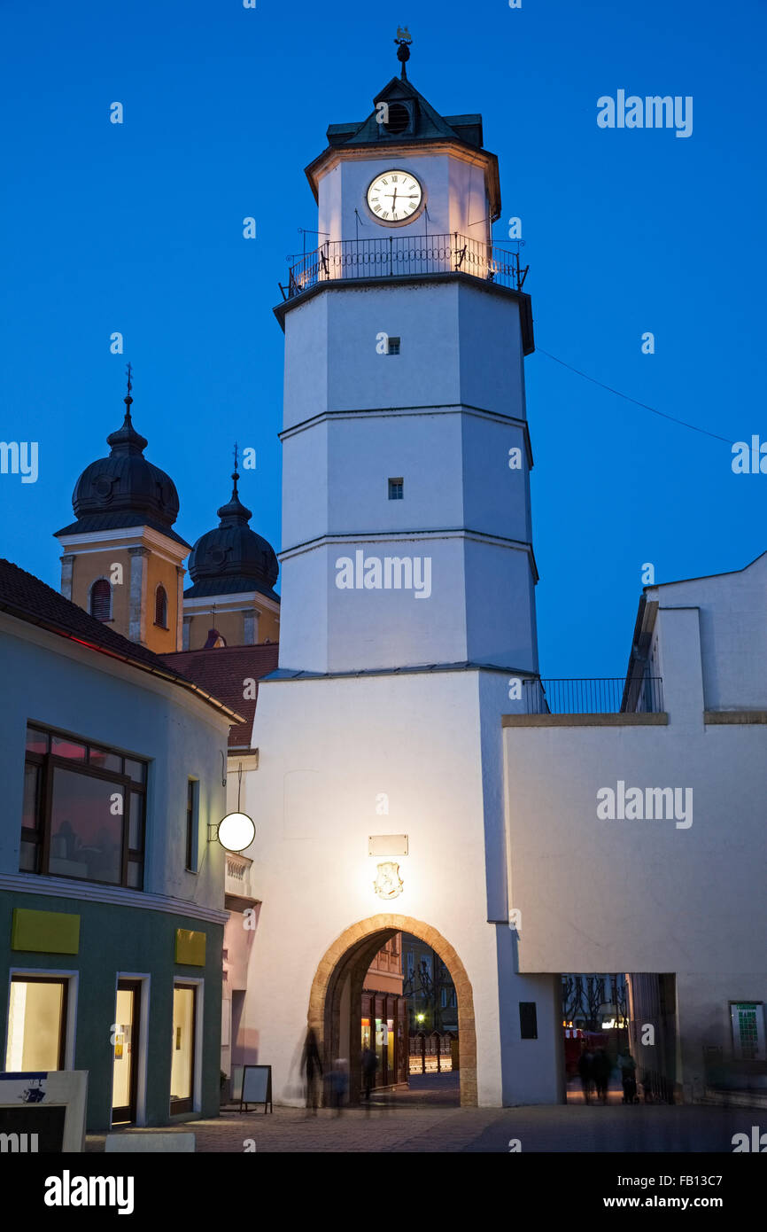 Illuminated clock tower hi-res stock photography and images - Alamy