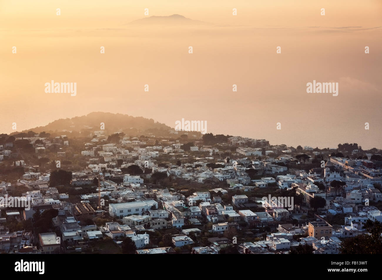 Town with sunset hi-res stock photography and images - Alamy