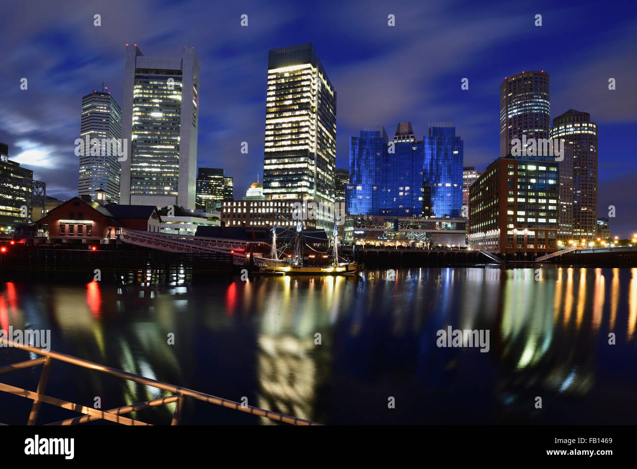 Waterfront fort hi-res stock photography and images - Alamy