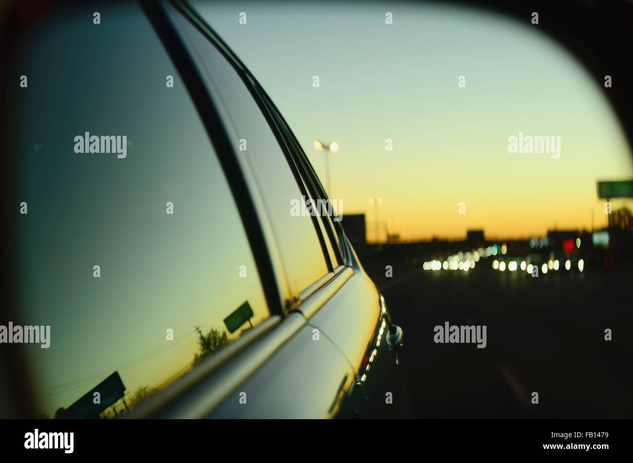 Cars in sunset hi-res stock photography and images - Alamy