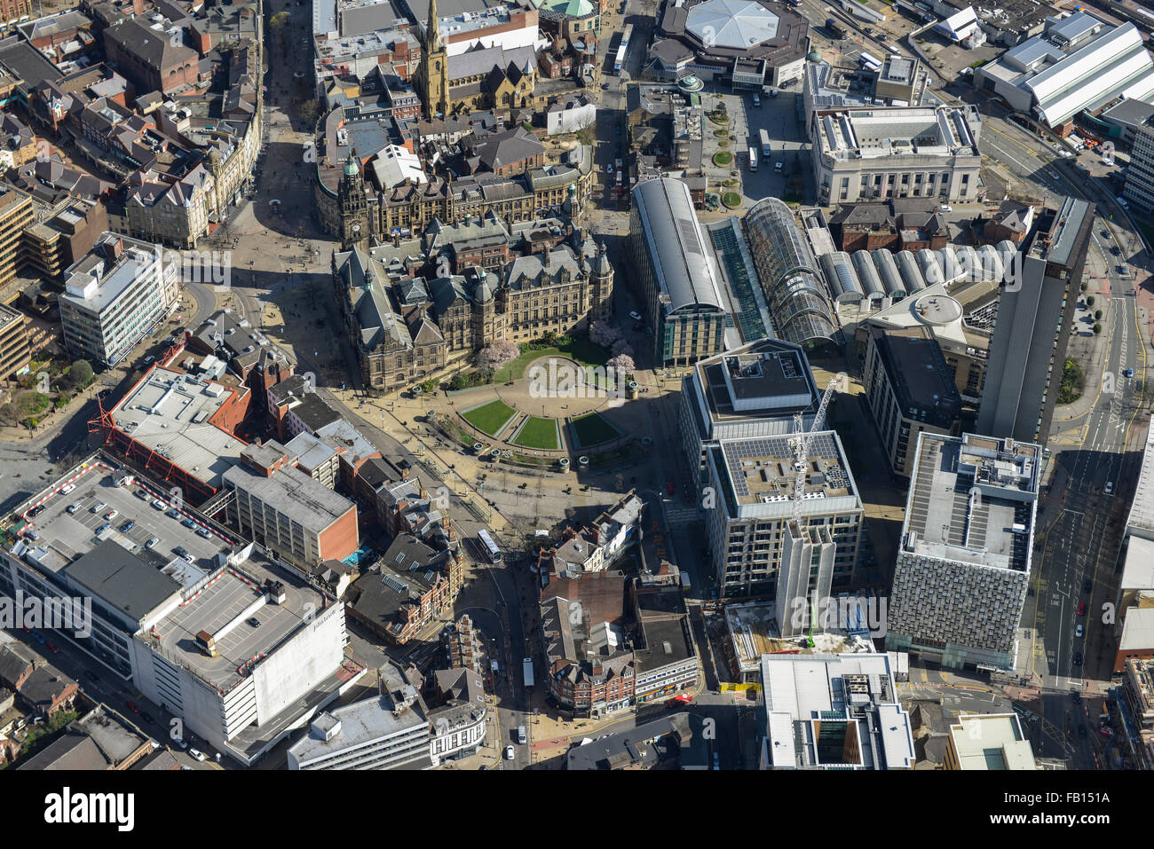 Aerial sheffield town hall hi-res stock photography and images - Alamy