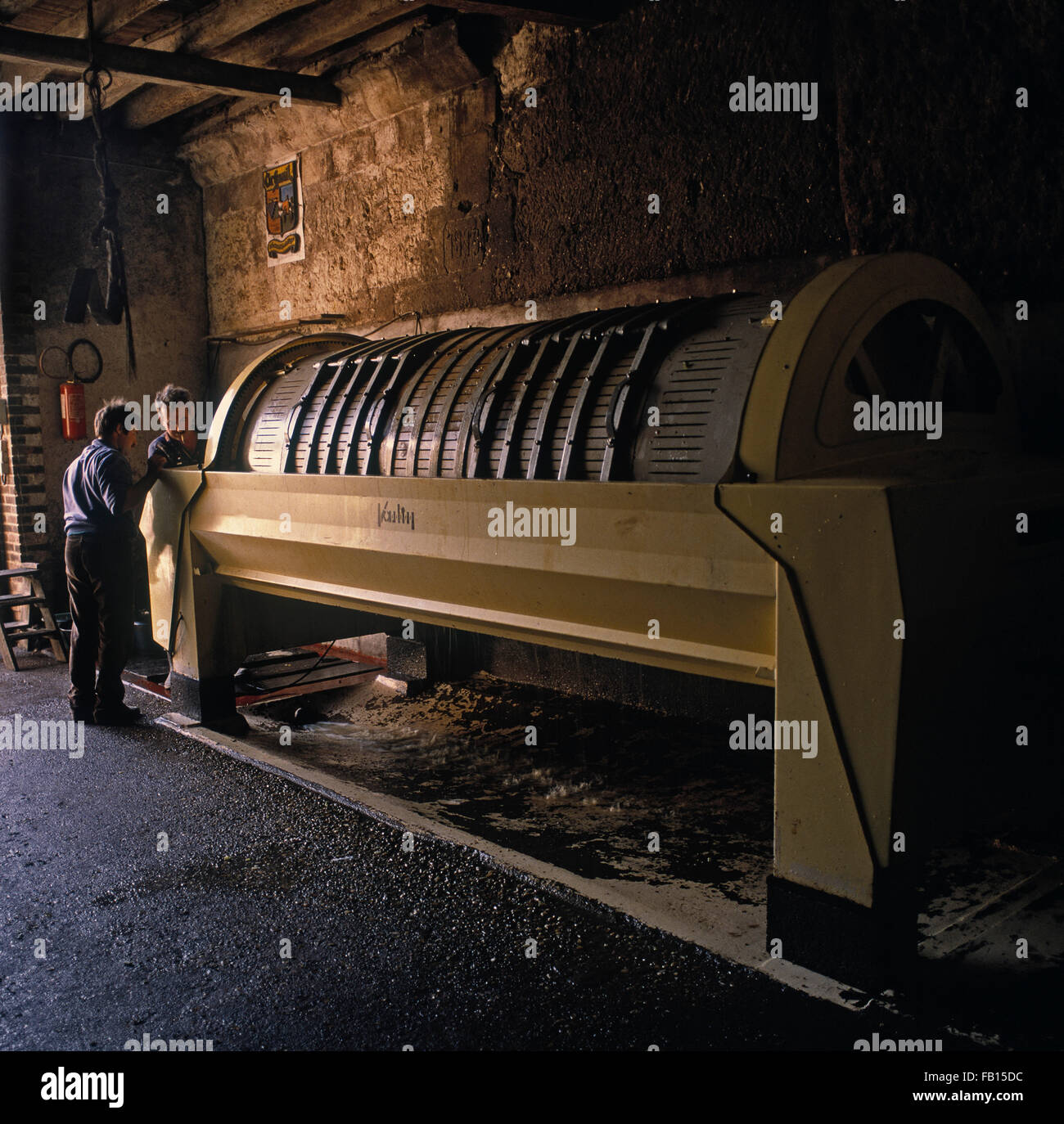 Wine pressing hi-res stock photography and images - Alamy