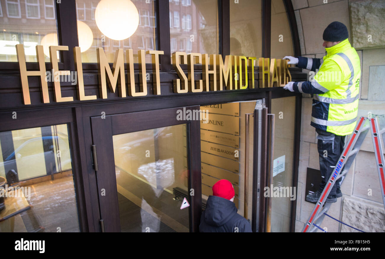 Hamburg, Germany. 7th Jan, 2016. A man sets the new lettering "Helmut ...