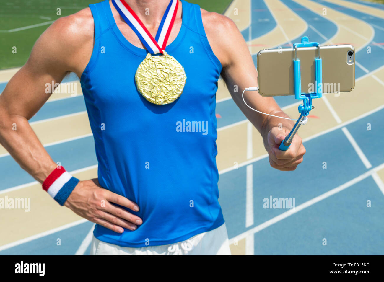 Gold medal athlete standing running hi-res stock photography and images ...