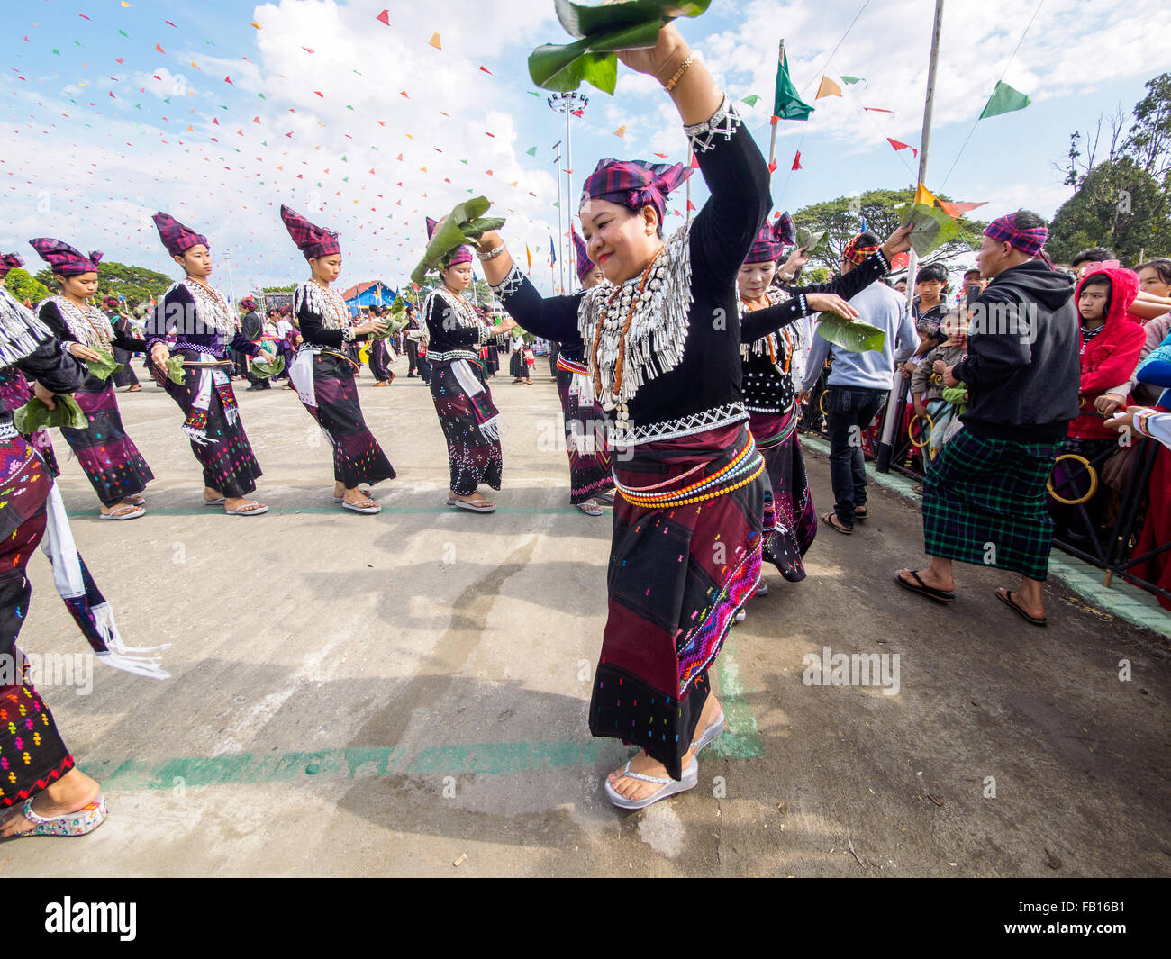 Manau Dance, traditional ceremony of Kachin people to celebrate Kachin ...
