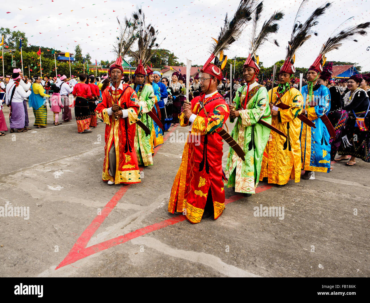 Manau Dance, traditional ceremony of Kachin people to celebrate Kachin ...
