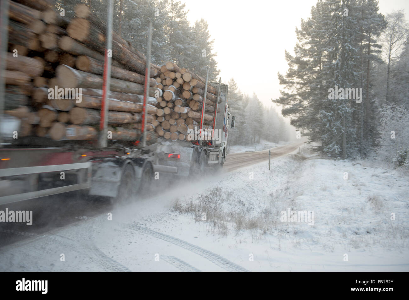 Timber truck hi-res stock photography and images - Alamy