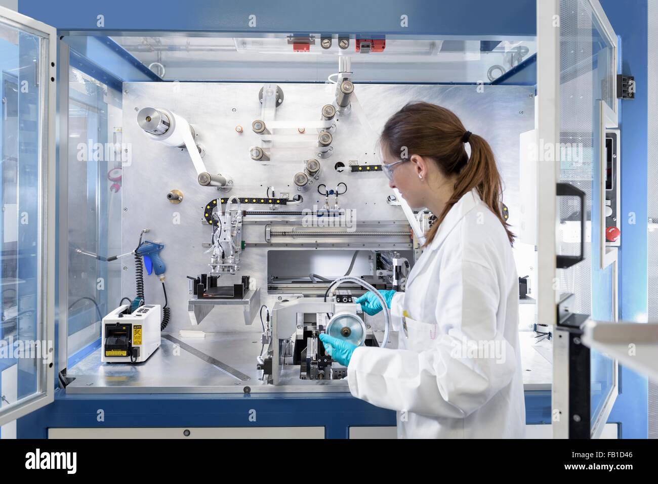 One lithium battery hi-res stock photography and images - Alamy