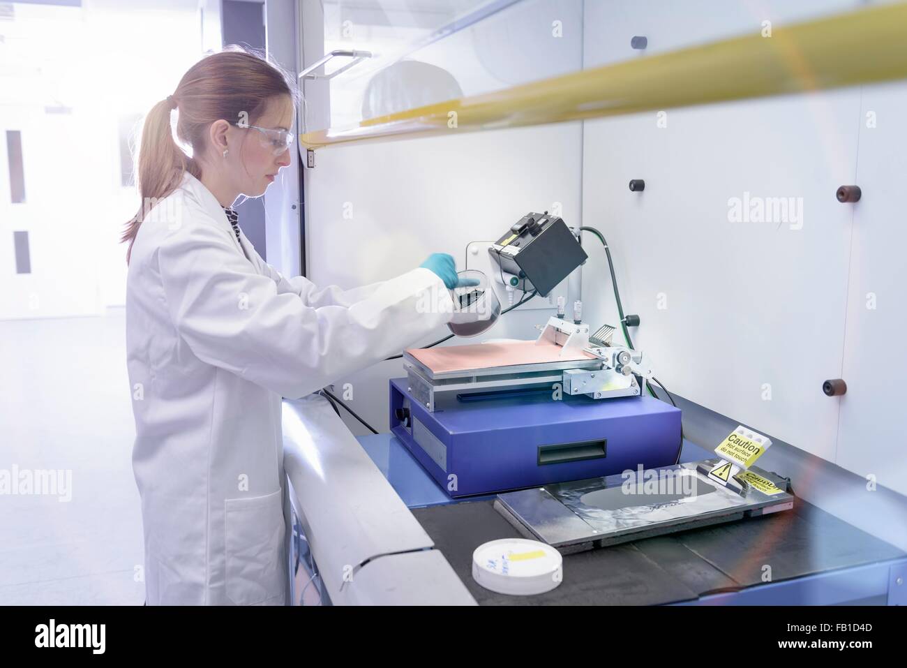 One lithium battery hi-res stock photography and images - Alamy