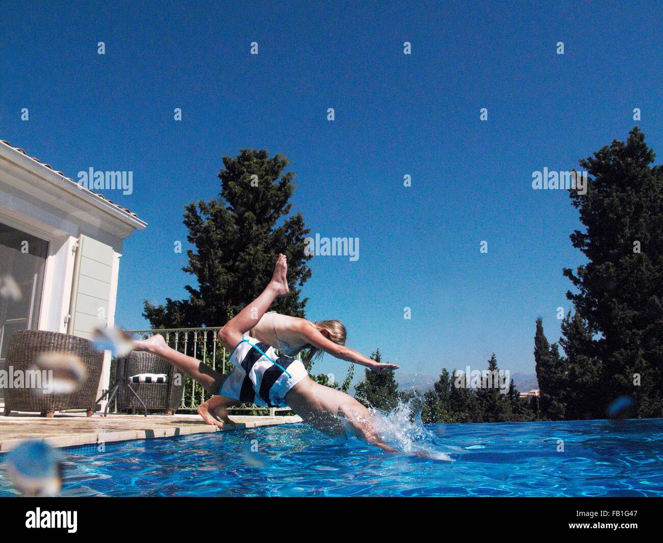Diving and swimming pool hi-res stock photography and images - Alamy