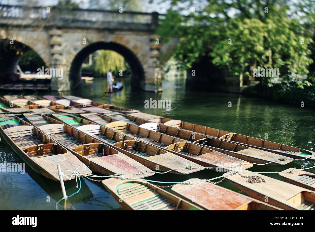 Oxford traditional punts hi-res stock photography and images - Alamy