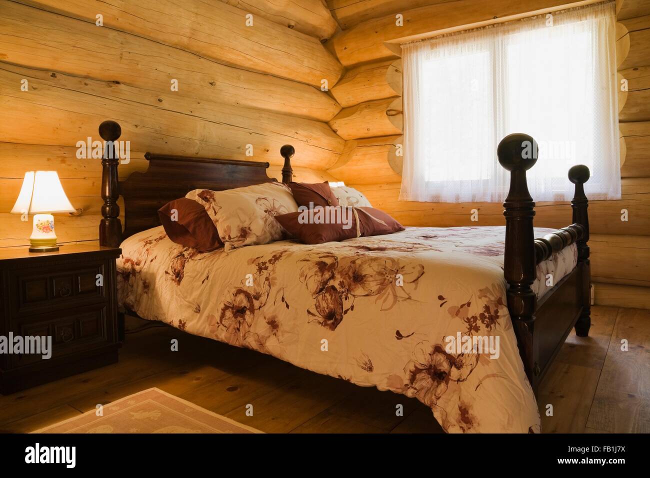 Angled structures hi-res stock photography and images - Alamy