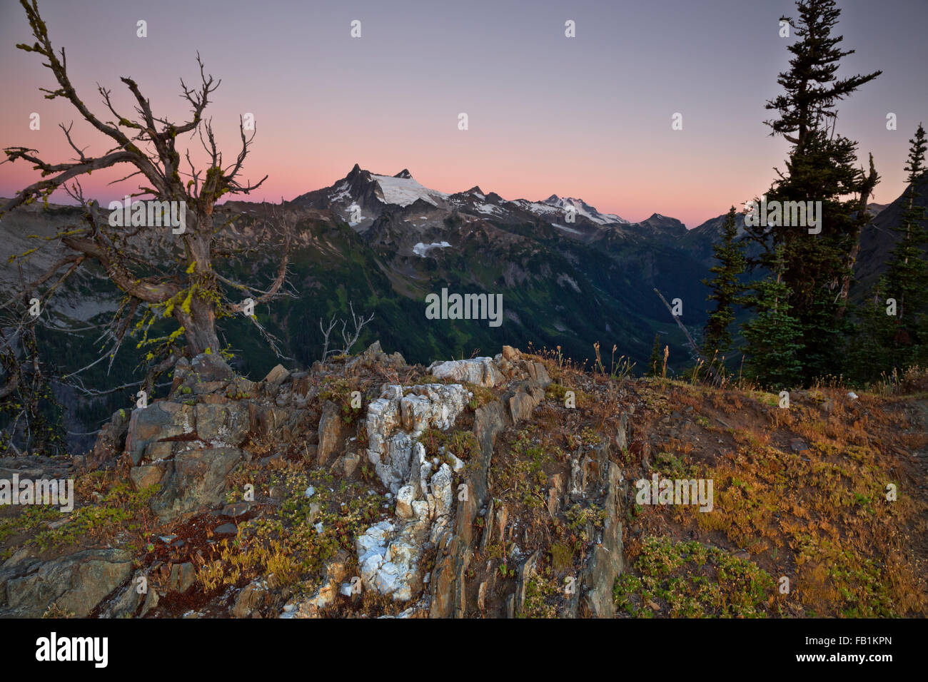 Mountain sunrise pattern hi-res stock photography and images - Alamy