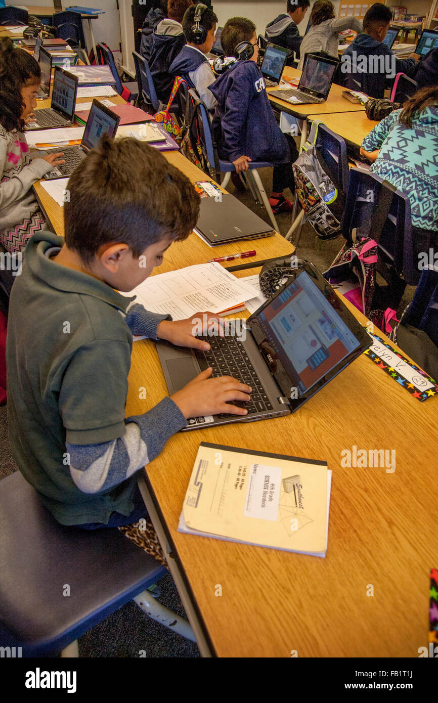 Google chromebook laptop hi-res stock photography and images - Alamy