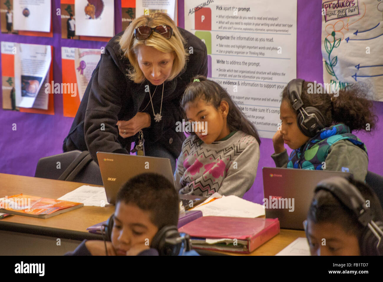 Third grade classroom hi-res stock photography and images - Alamy