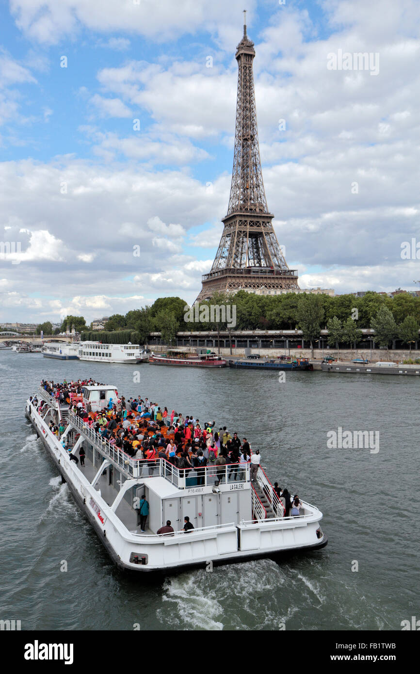 Bateuax mouches hi-res stock photography and images - Alamy