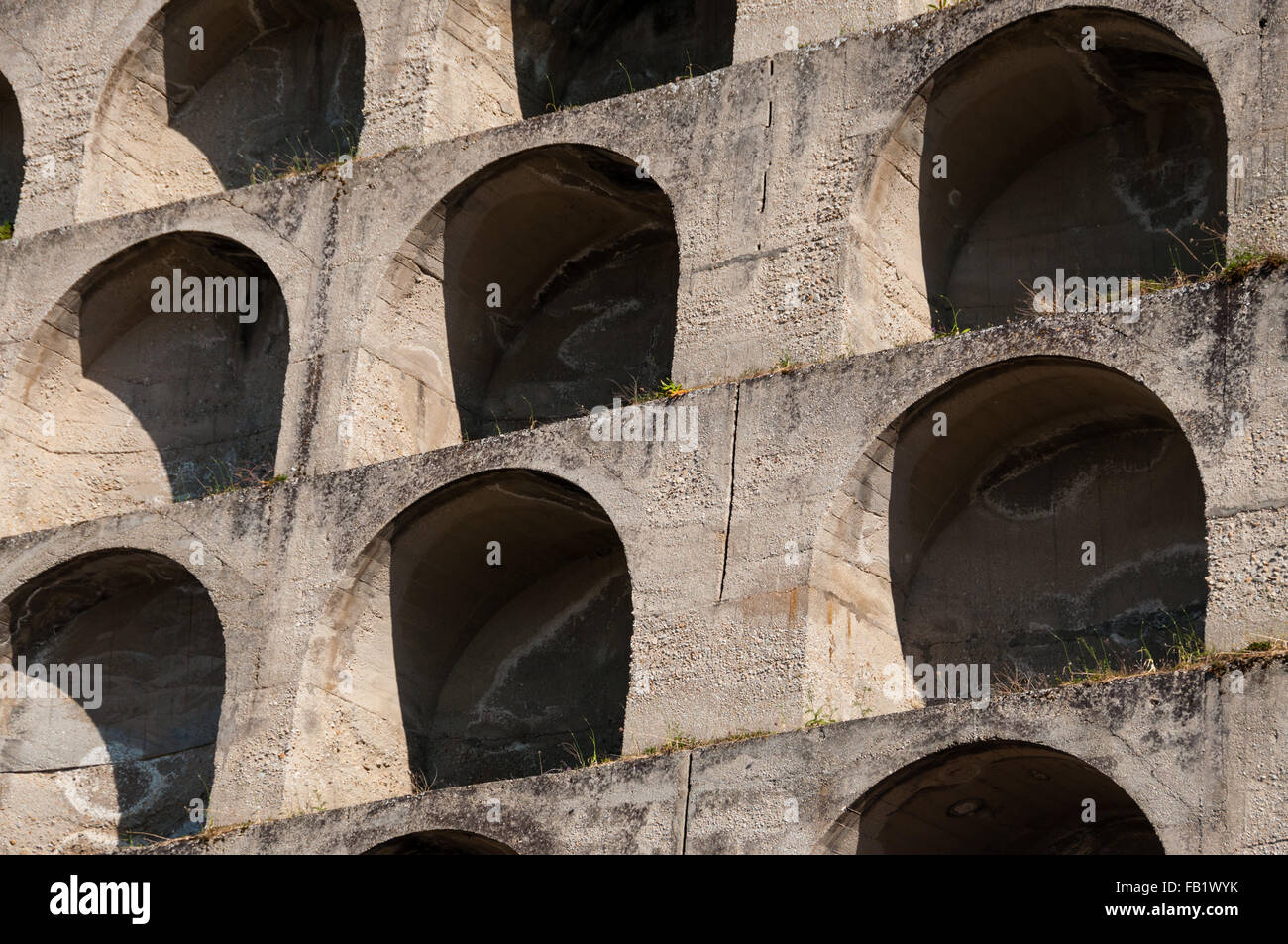 Arch pattern hi-res stock photography and images - Alamy