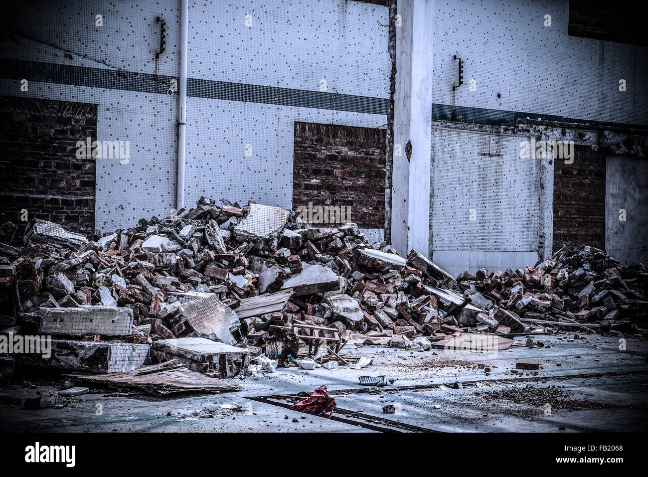 Demolition of an old factory building Stock Photo - Alamy
